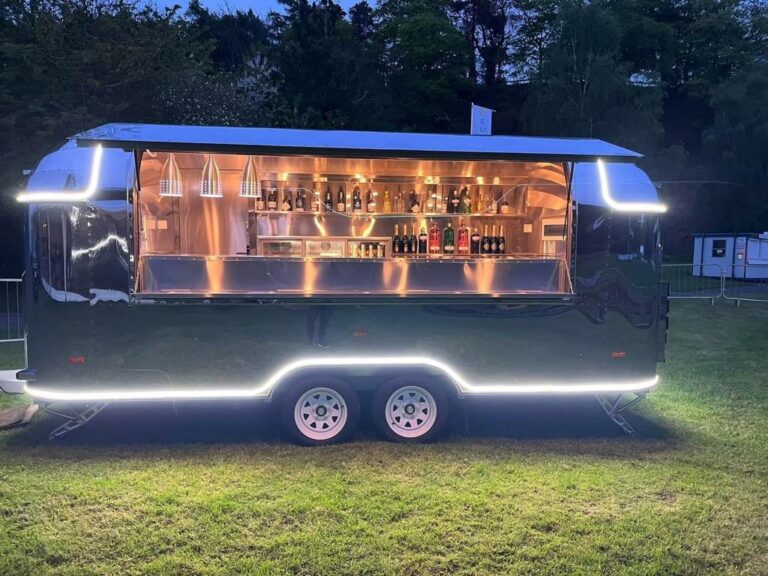 Bar Trailers | Chris Trailers | Mobile Bar Trailers Custom Built